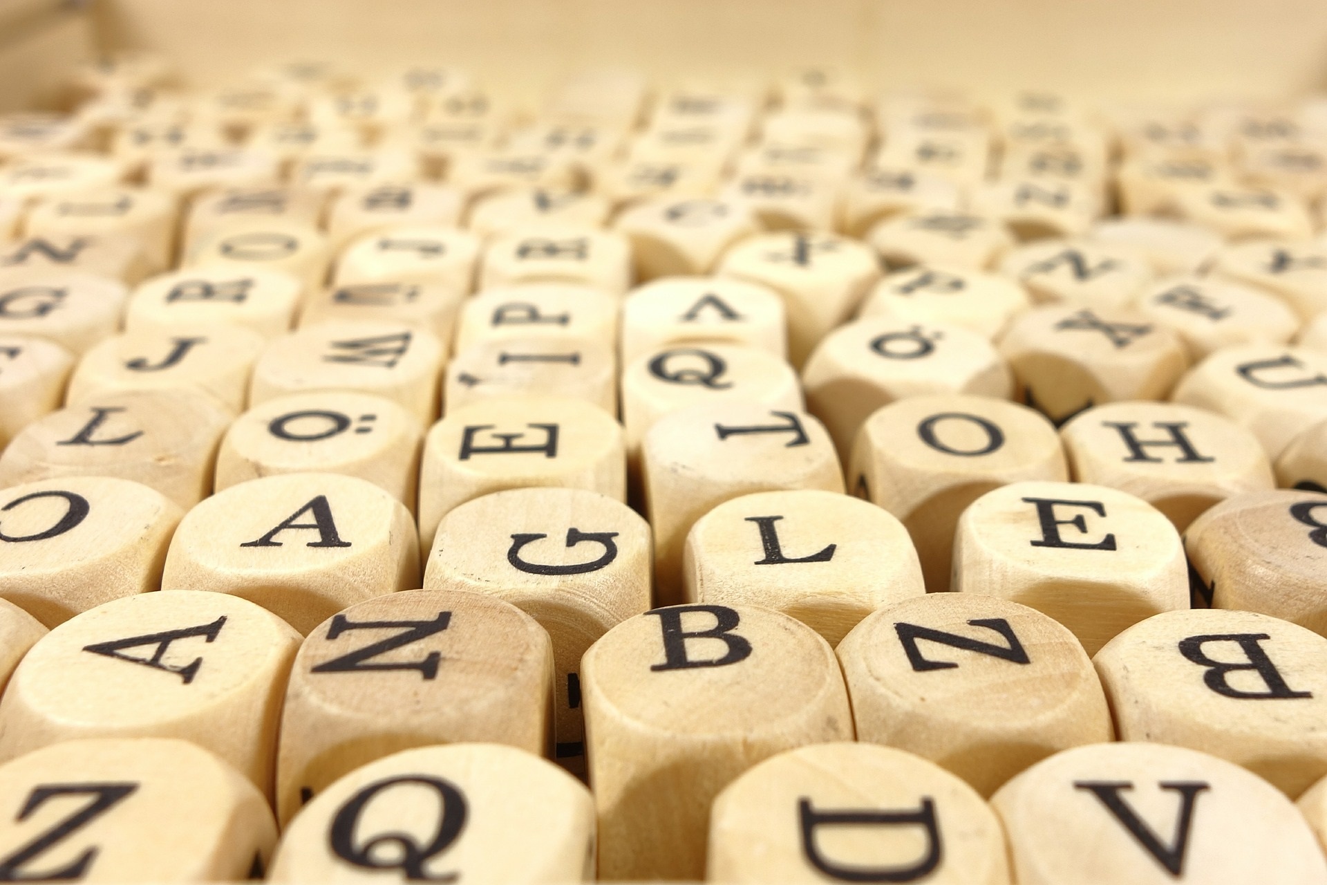 Buchstabenhaufen – aufgenommen von Michael Schwarzenberger – blickpixel ...